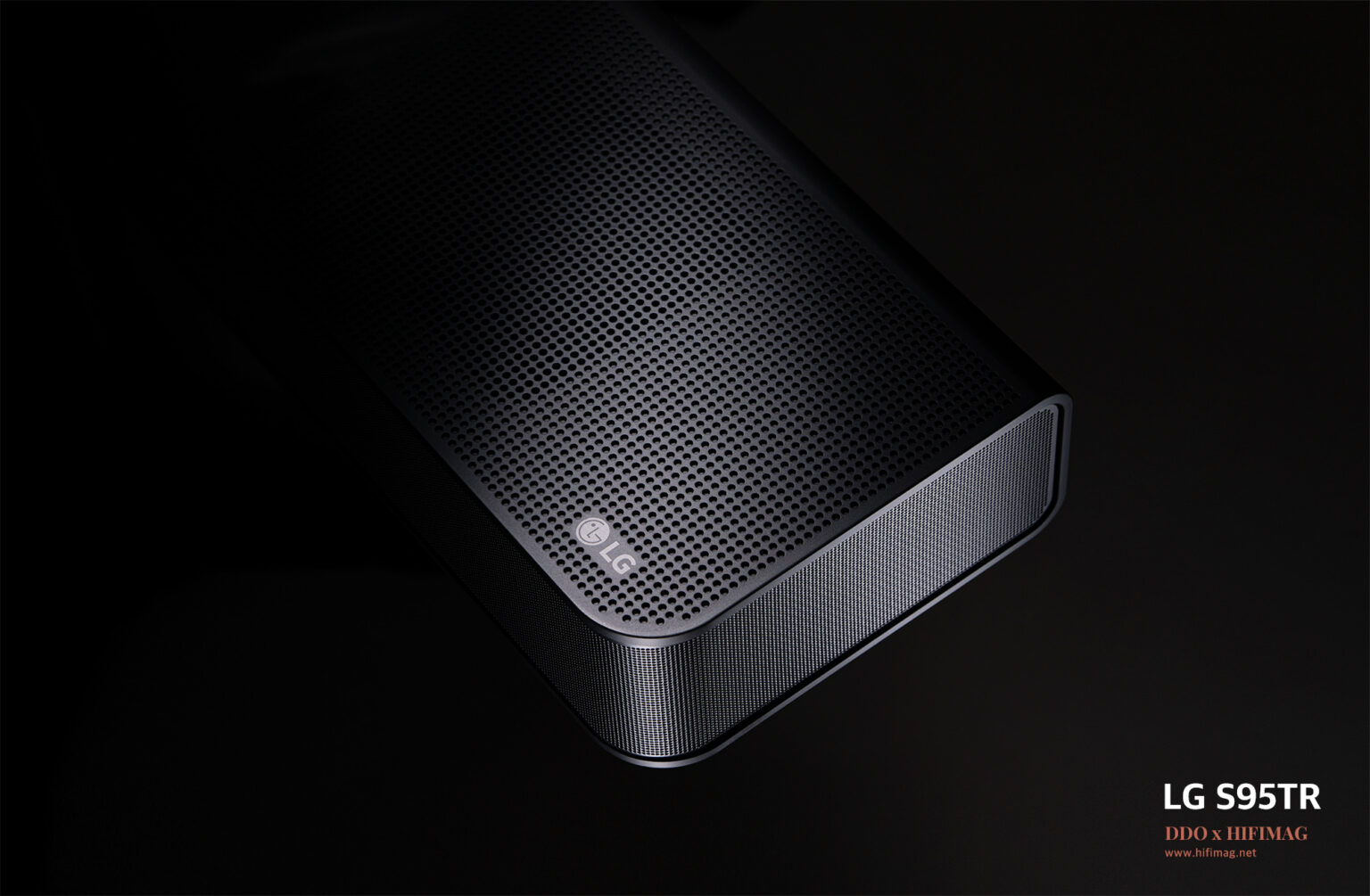 사운드바로 완성한 안방극장의 진수, LG S95TR - DDOMAG: 두두오 x 하이파이매거진